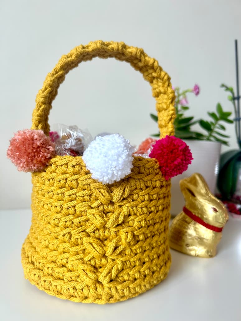 Free Crochet Easter Basket Pattern - Blue Star Crochet